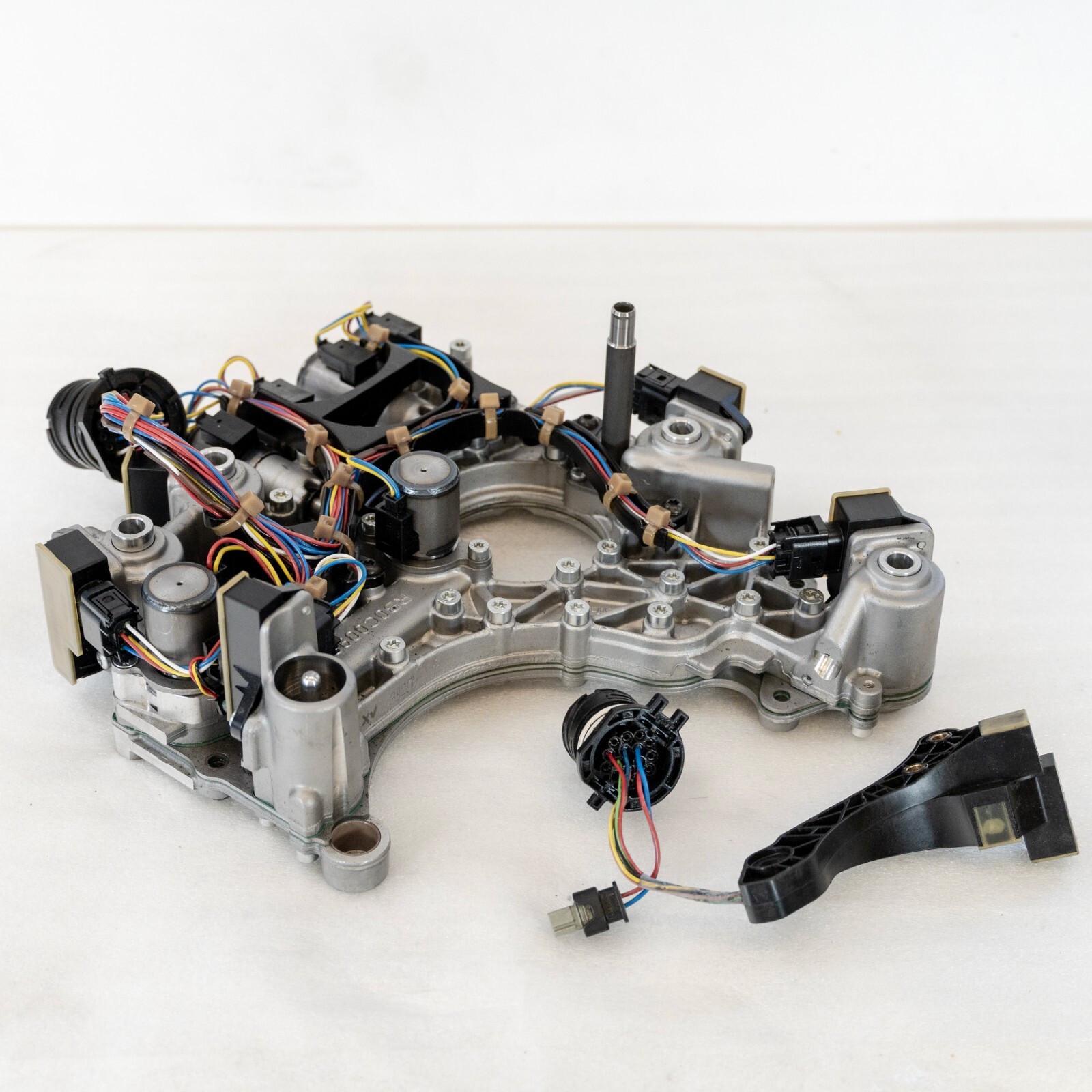 Mercedes SLS Ferrari OEM Transmission Gearbox Valve Body & Speed Sensor ...
