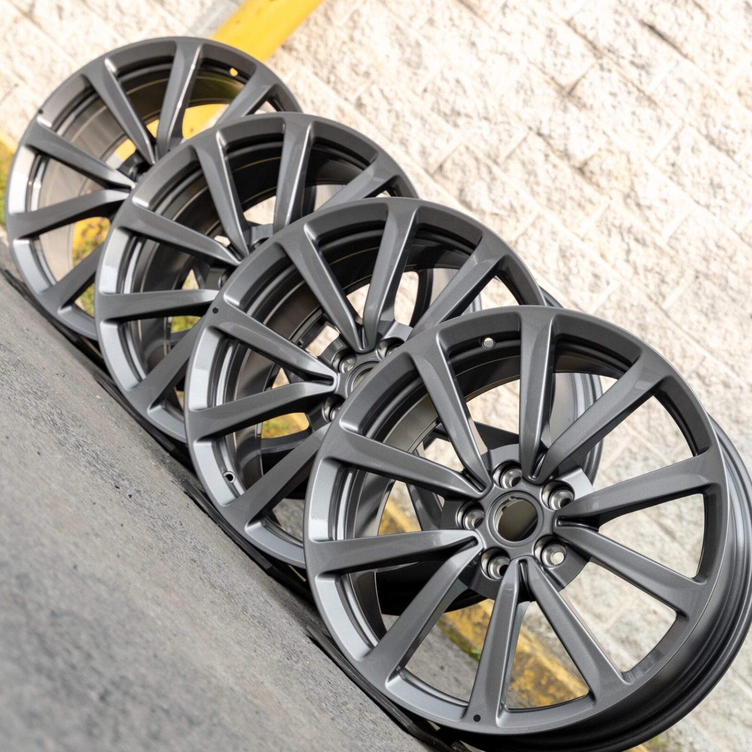 Aston Martin DB9 Vantage S 19" inch rim OEM Genuine Original Lightning ...